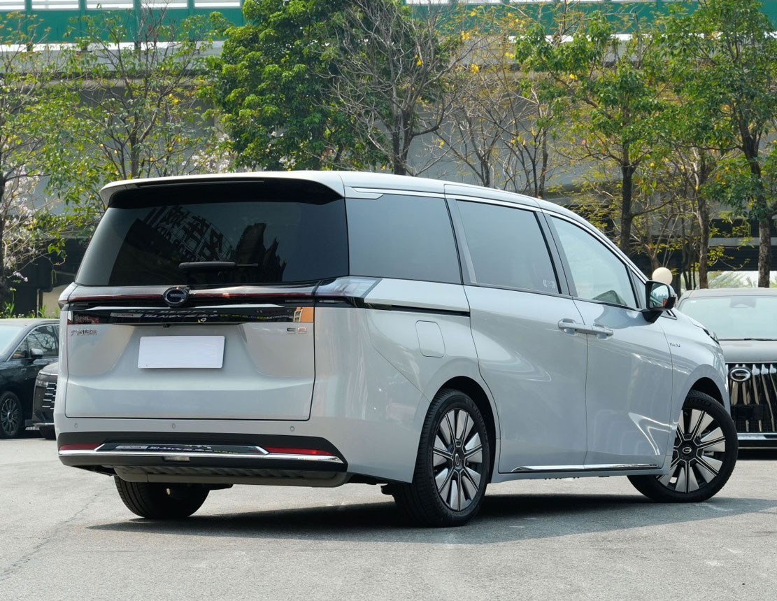 20.36万起 | 移动的智能客厅 传祺E8 PHEV新能源MPV全维度测评 - EV电动汽车･世界电动汽车机器人资讯网