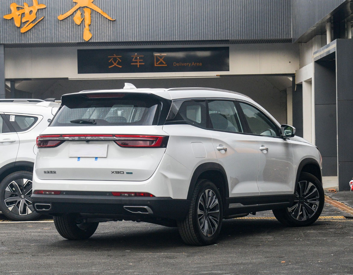 JETOUR X90 C-DM: The Electrified Family Explorer Balancing Power and Practicality - EV Power and ...