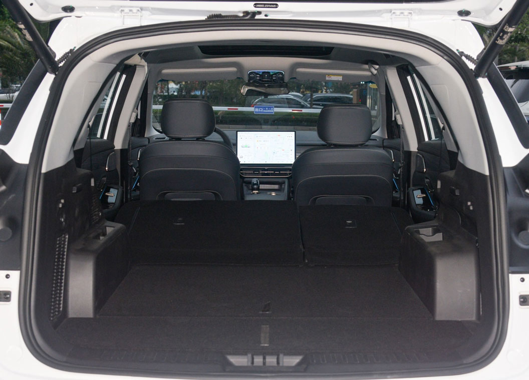 JETOUR X90 C-DM: The Electrified Family Explorer Balancing Power and Practicality - EV Power and ...